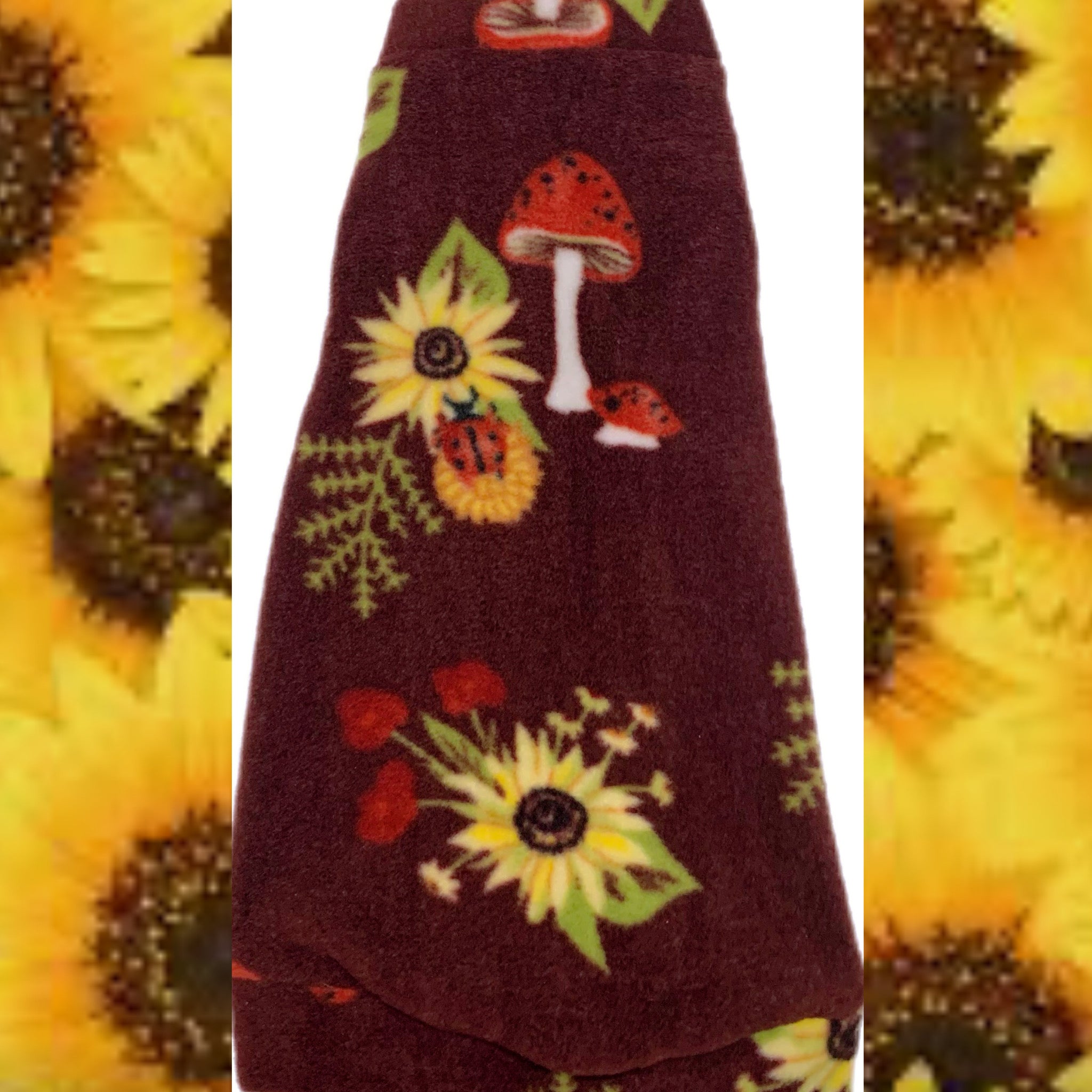Maroon Fleece, "Shrooms & Sunflowers" – Nudie Patooties